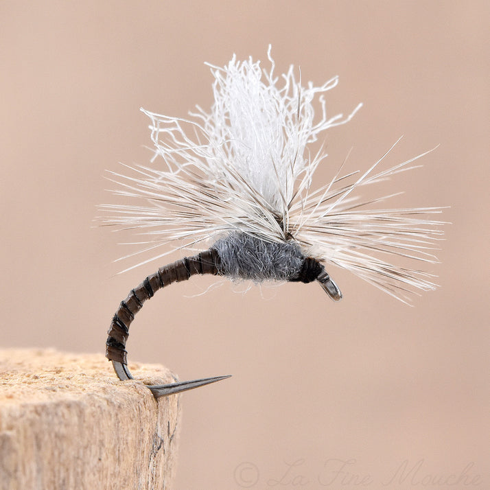 Mouche Sèche - Émergente Klinkhammer Grey / Dark Brown – La Fine Mouche